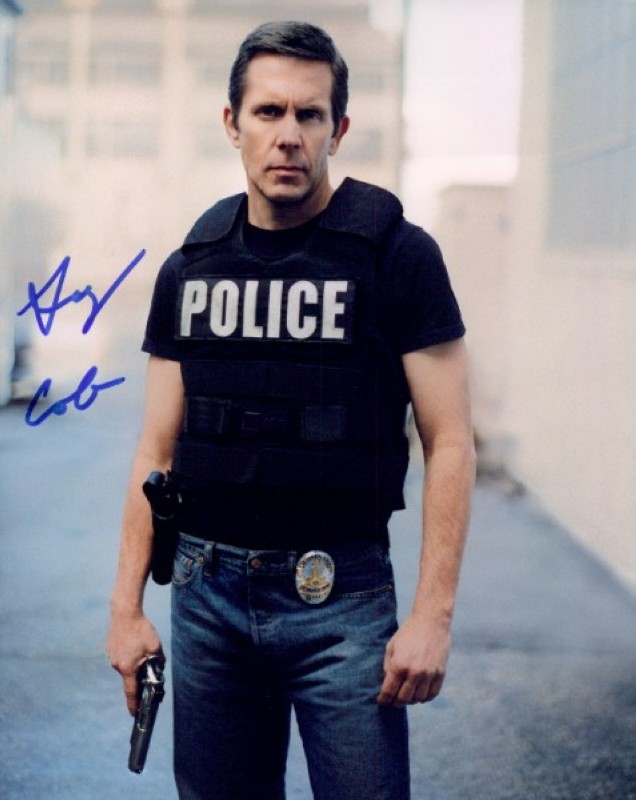 Gary Cole autograph, item AW953
