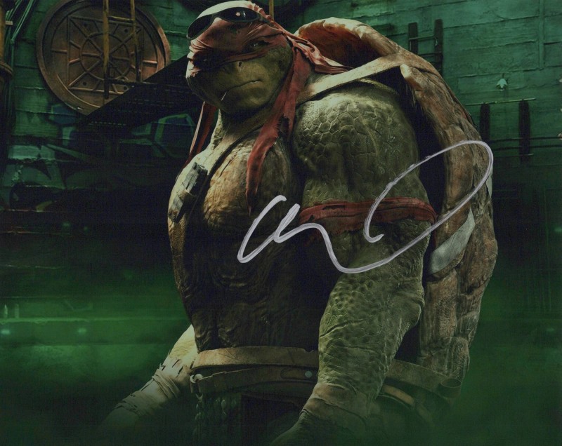 Alan Ritchson autograph, item FP589381