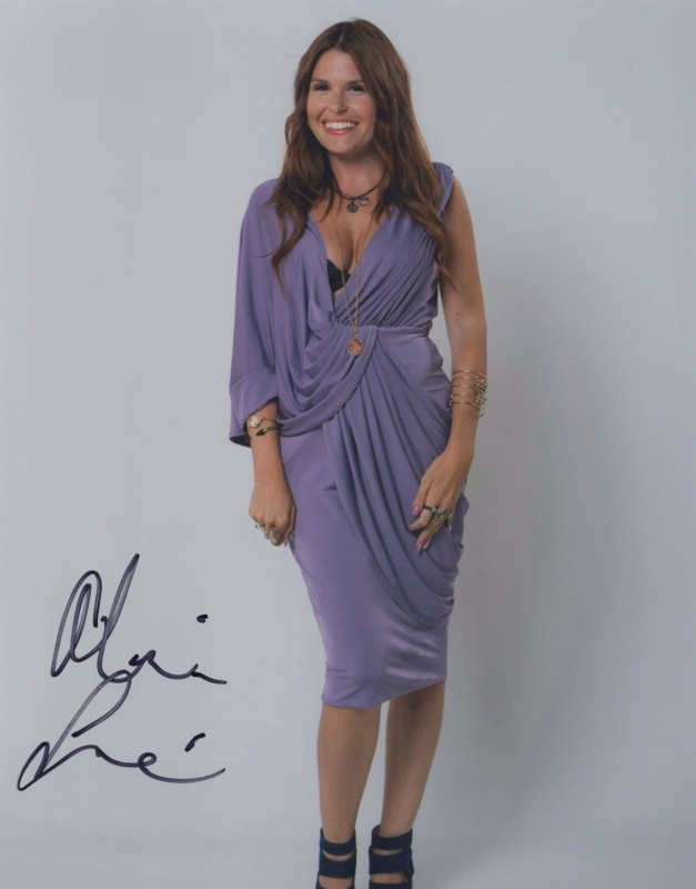 Ali Levine autograph, item FP436311