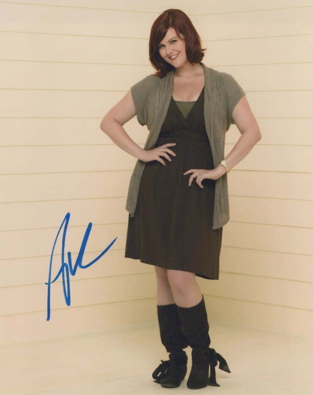 Sara Rue autograph, item FP696927