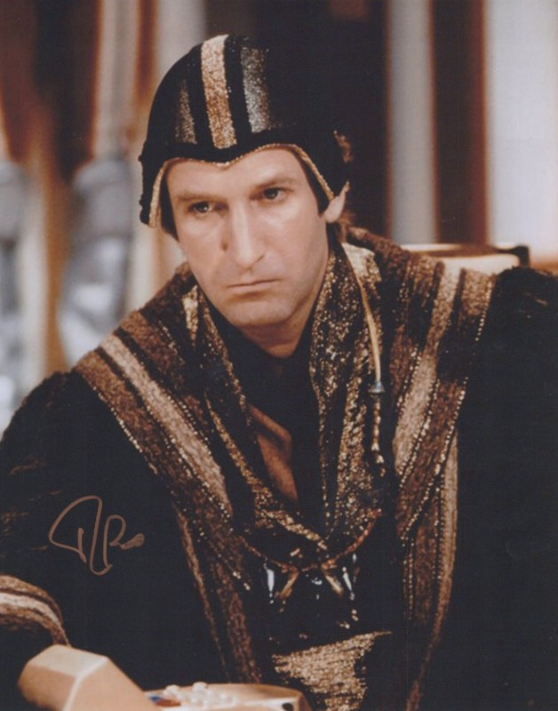 Paul Jerricho autograph, lot 423