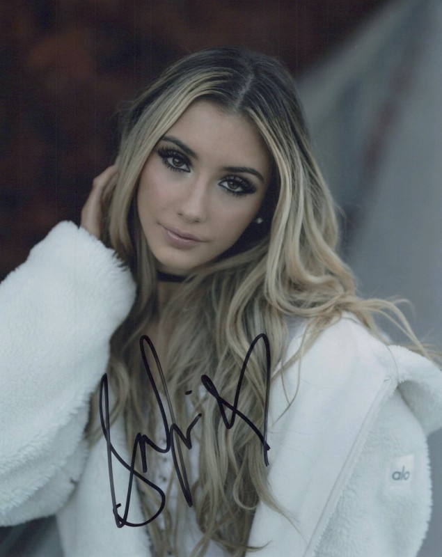 Sofie SanFilippo autograph, item FP610317