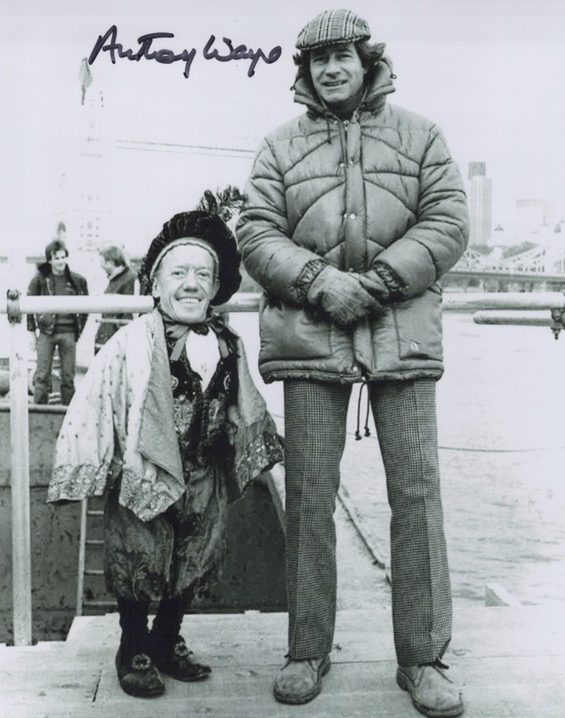 Anthony Waye autograph, item FP708755