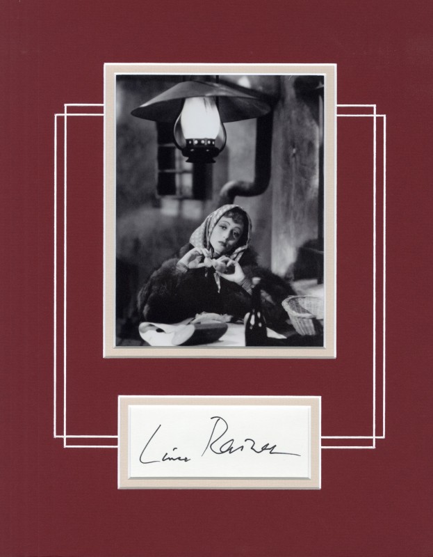 Luise Rainer autograph, item FP791153