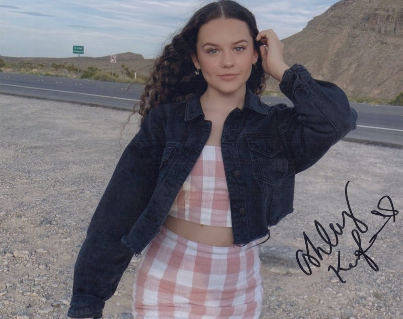 Ashley Keefe autograph, item FP611884