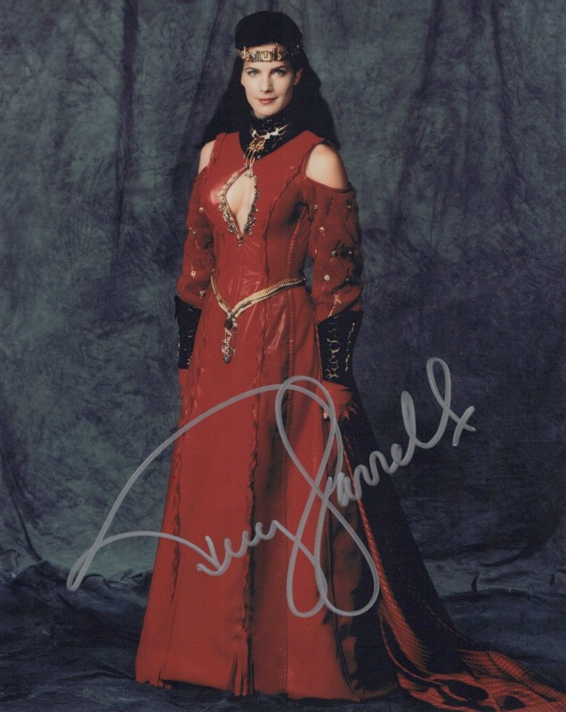Terry Farrell autograph, item FP499086