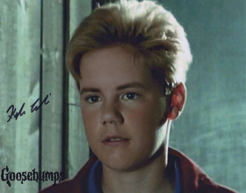 Kyle Labine autograph, item FP865179