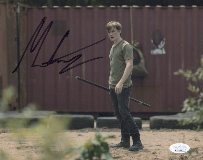 Matt Lintz autograph, item FP668294