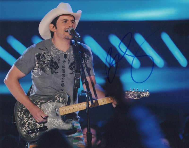 Brad Paisley autograph, item FP690374