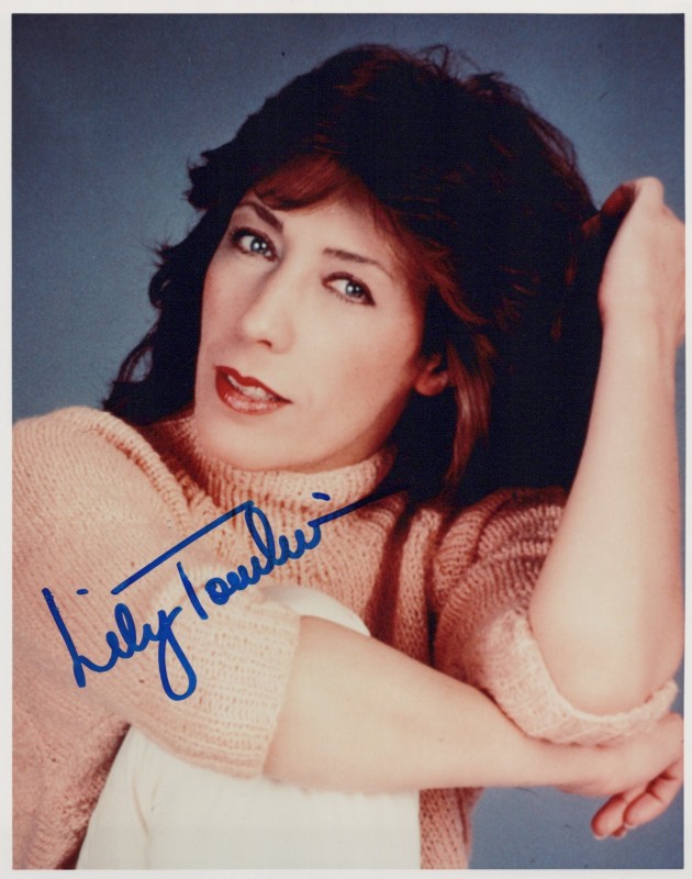 Lily Tomlin autograph, item FP591621