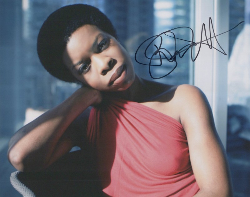 Roslyn Ruff autograph, item FP603879