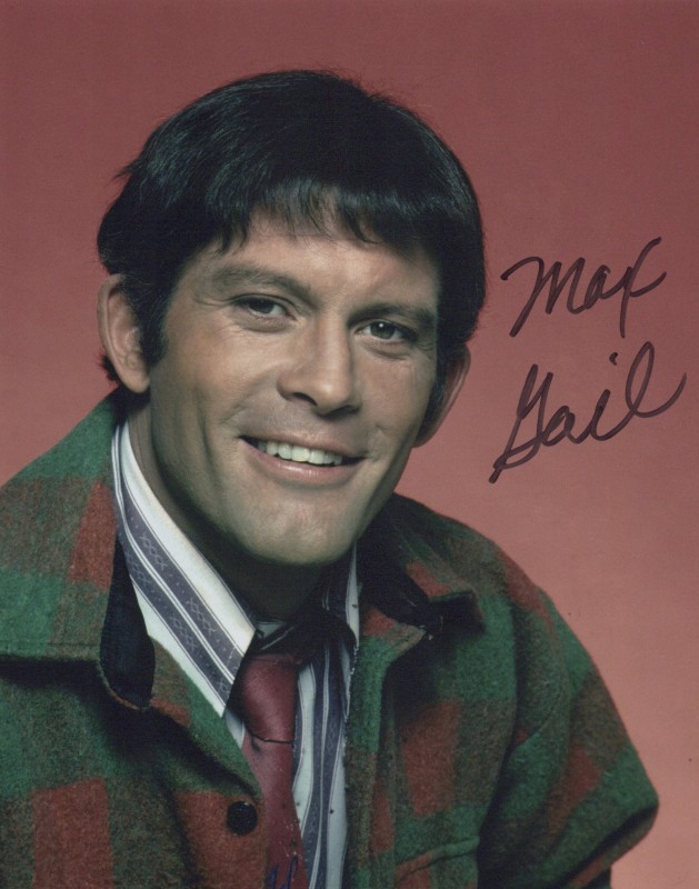 Max Gail autograph, item FP821182
