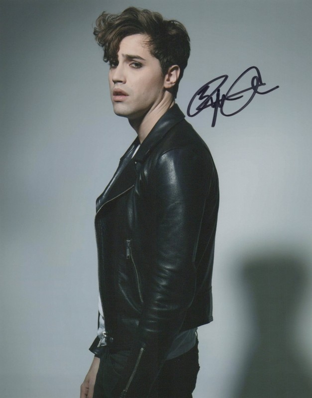 Ryan McCartan autograph, item FP687541