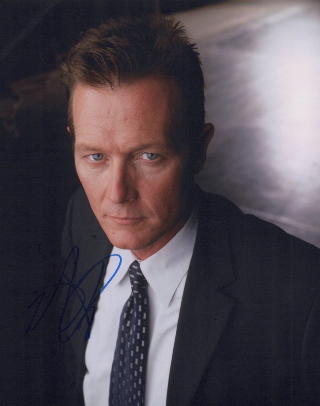 Robert Patrick autograph, item FP819786