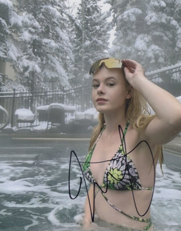 Julia Culbert autograph, item FP667396