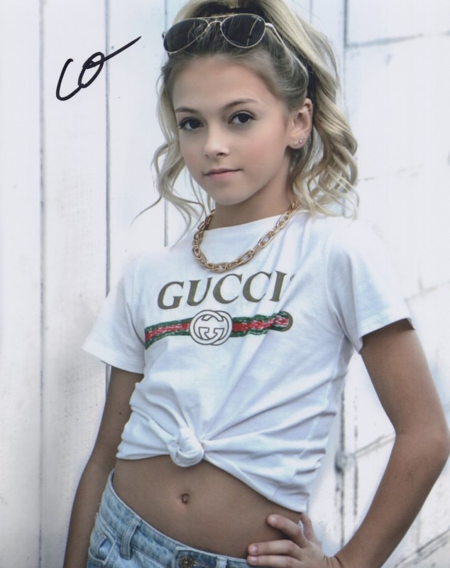 Coco Quinn autograph, item FP650629