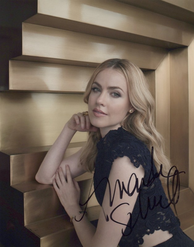 Amanda Schull autograph, item FP796200