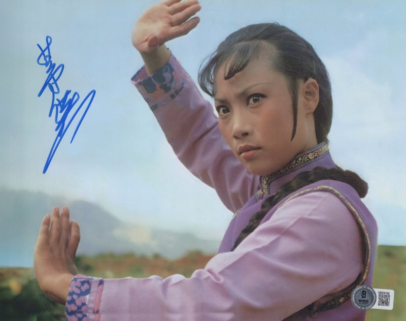 Angela Mao Ying autograph, lot 125969