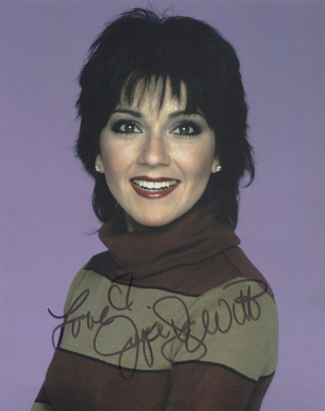 Joyce DeWitt autograph, item FP825587