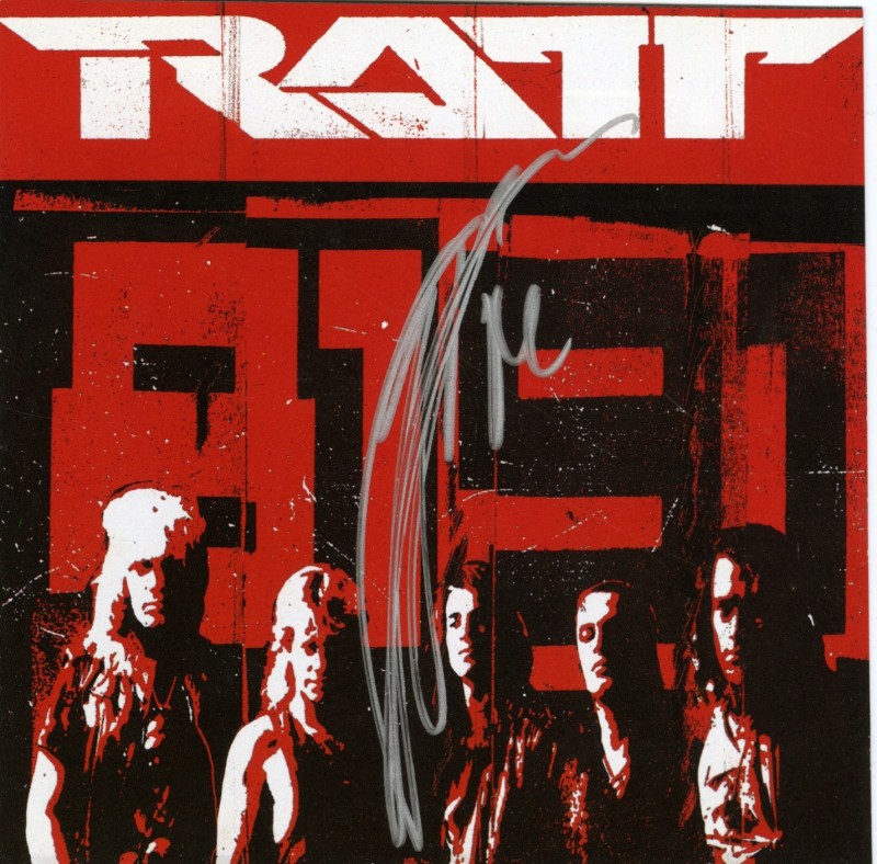 Stephen Pearcy autograph, item FP824258