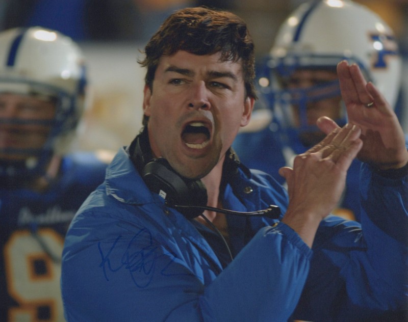 Kyle Chandler autograph, item FP794747