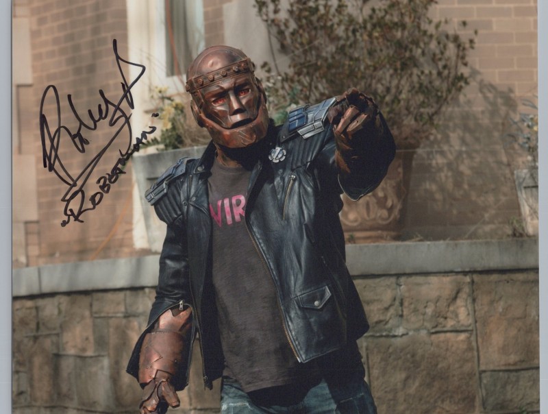 Riley Shanahan autograph, item FP796221