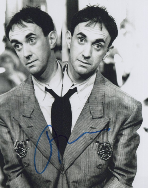 Jonathan Pryce autograph, item FP817848
