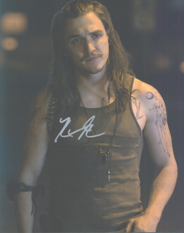 Kyle Gallner autograph, item FP809490