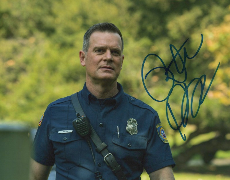 Peter Krause autograph, item FP848792
