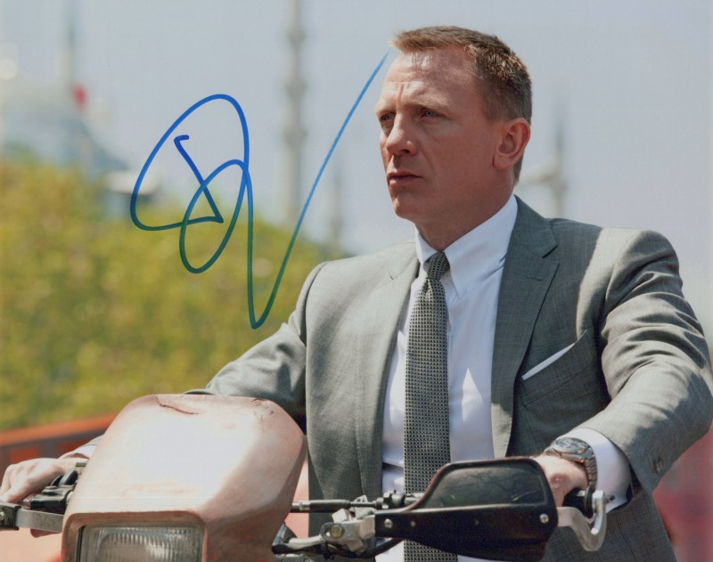 Daniel Craig autograph, item FP809113