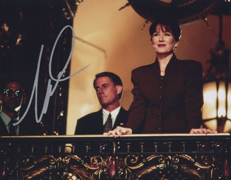 Mary McDonnell autograph, item FP837416