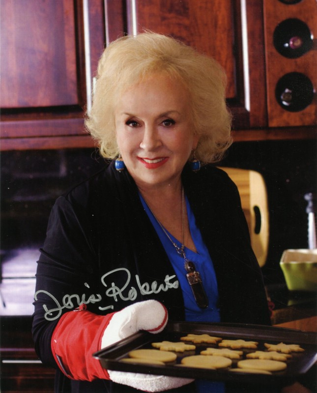 Doris Roberts autograph, item FP847017