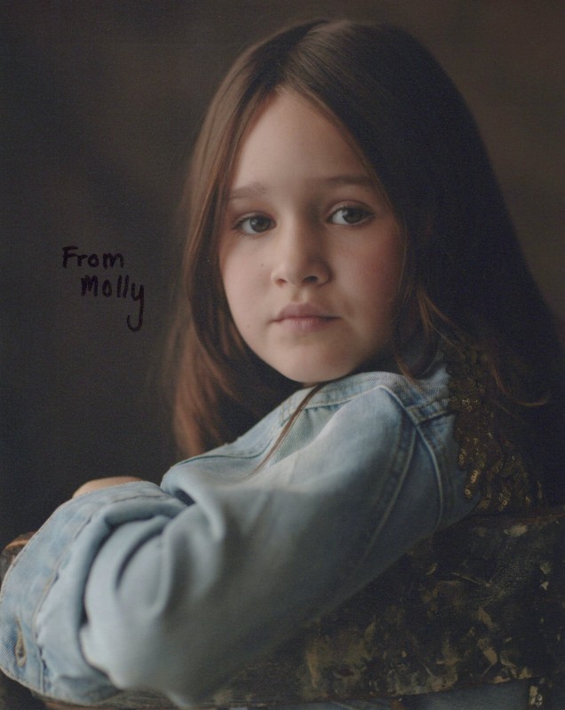 Molly Belle Wright autograph, item FP929855