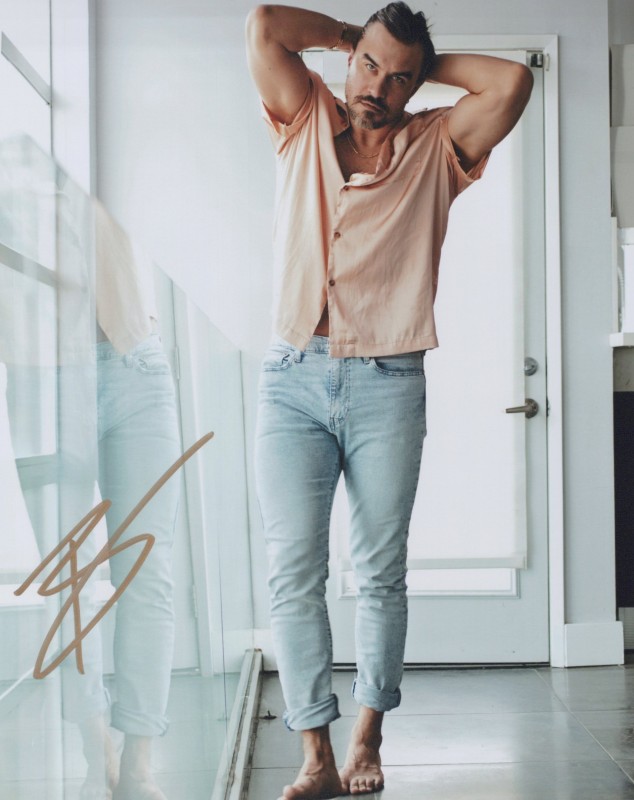 Rob Mayes autograph, item FP895883
