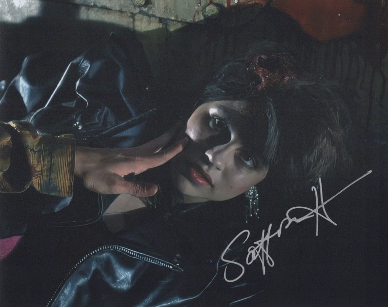 Saffron Henderson autograph, SKU 0001391407